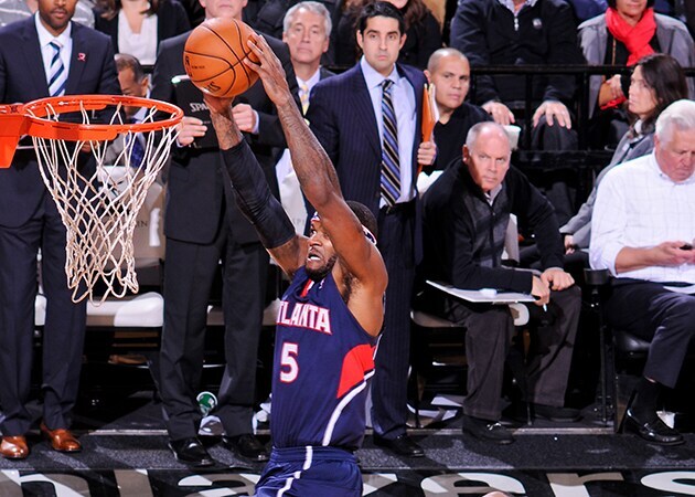 josh smith dunks on