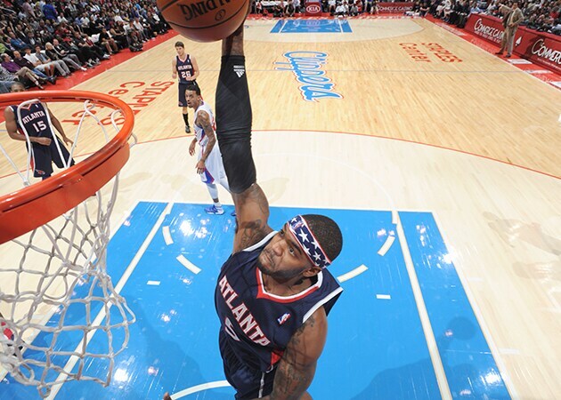 josh smith dunks on
