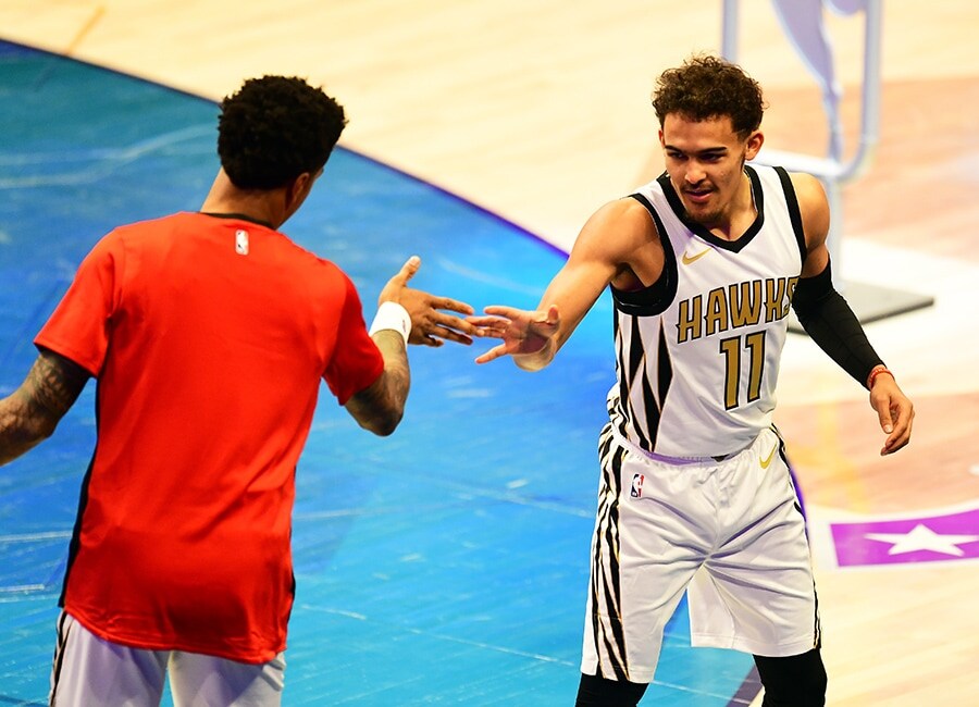 Young Shows Off His Skills at NBA All-Star Saturday Night Photo Gallery ...