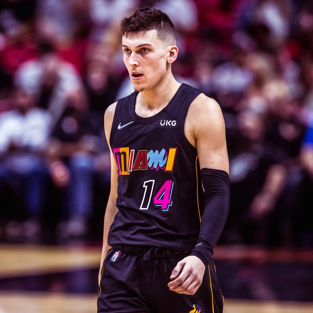 Through The Lens: Shorthanded HEAT Defeat The Champs Photo Gallery ...