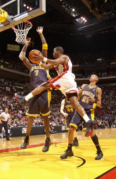 Flashback Gallery: '04 Playoffs | Miami Heat