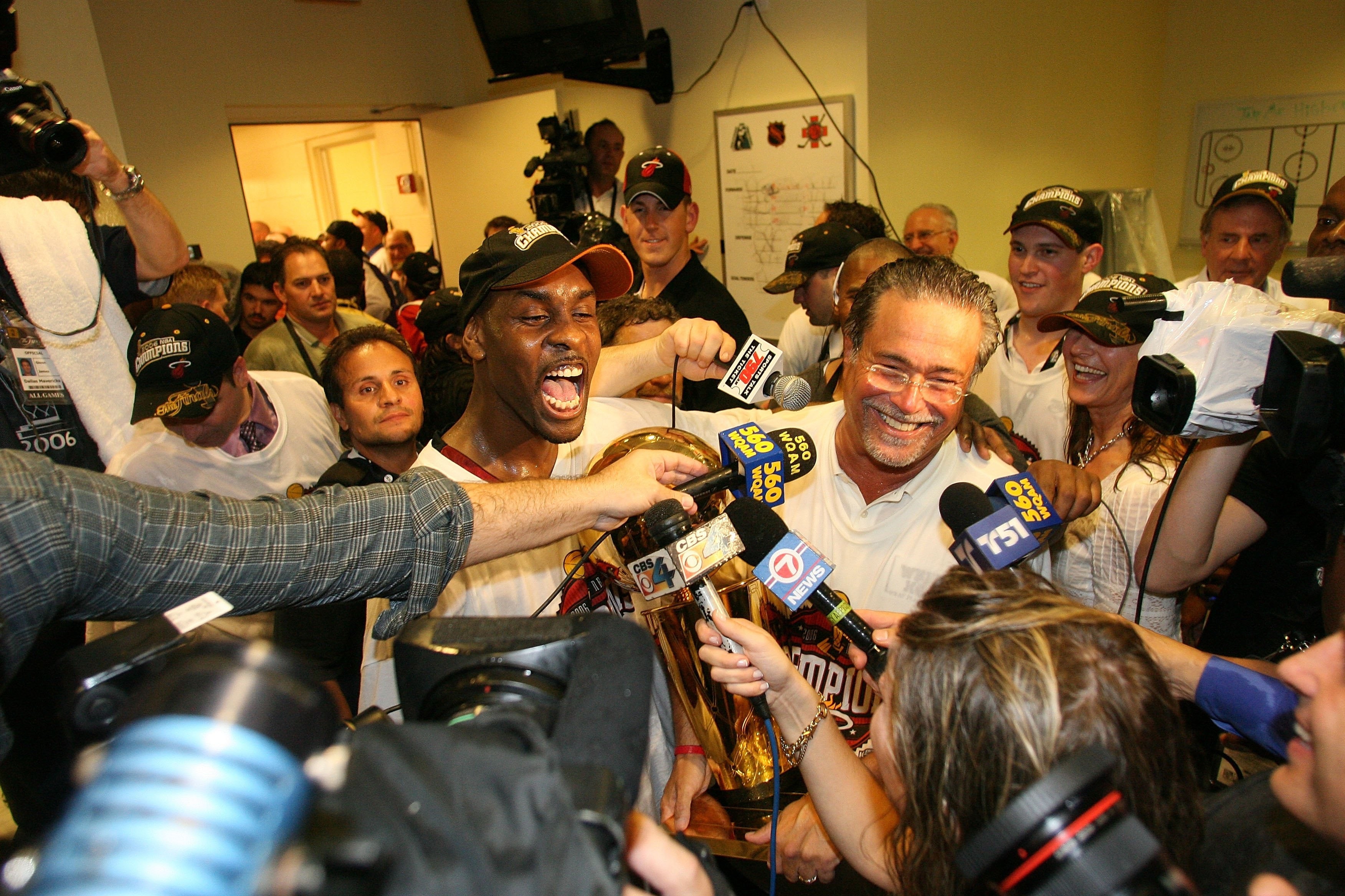 15 Strong: 2006 NBA Finals Game 6 Photo Gallery | Miami Heat