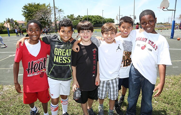 HEAT at Silver Lakes Elementary Photo Gallery Photo Gallery | NBA.com