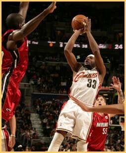 Photogallery 2007-08: April 13 at Cavs Photo Gallery | NBA.com