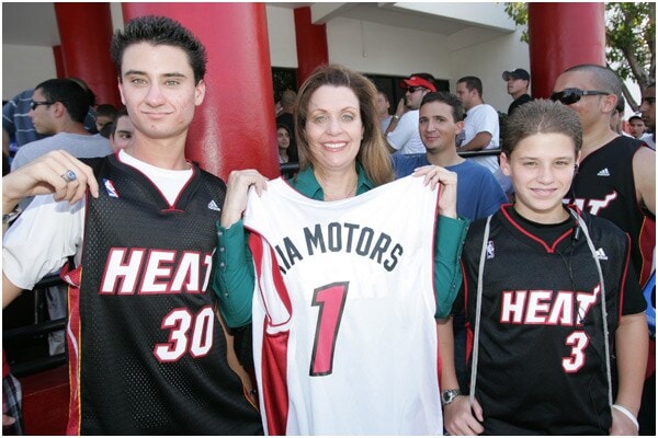2008-09: Michael Beasley Appearance at Kendall Kia | Miami Heat