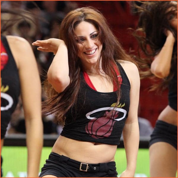 2010-11 Dancer Gallery: Alyssa Photo Gallery | NBA.com