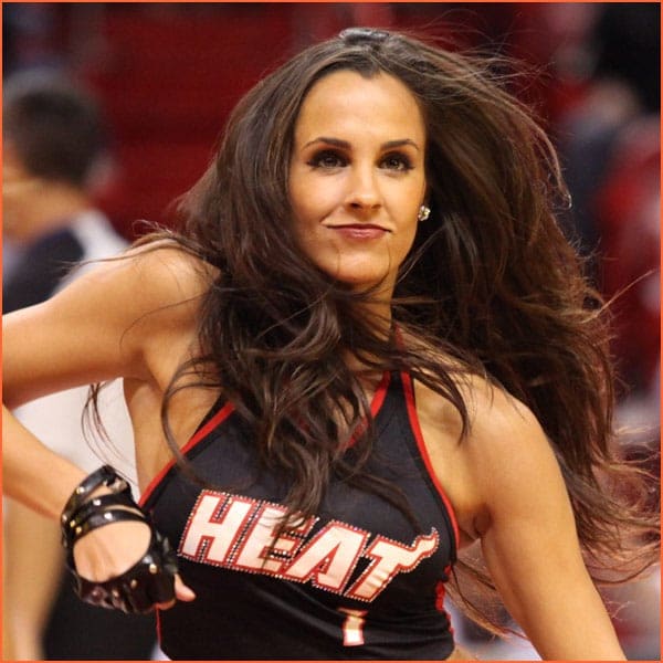 2010-11 Dancer Gallery: Ashley Z. Photo Gallery | NBA.com