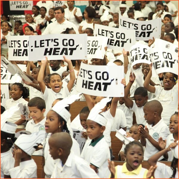 2010-11 Event Gallery: White Hot Pep Rally Photo Gallery | NBA.com