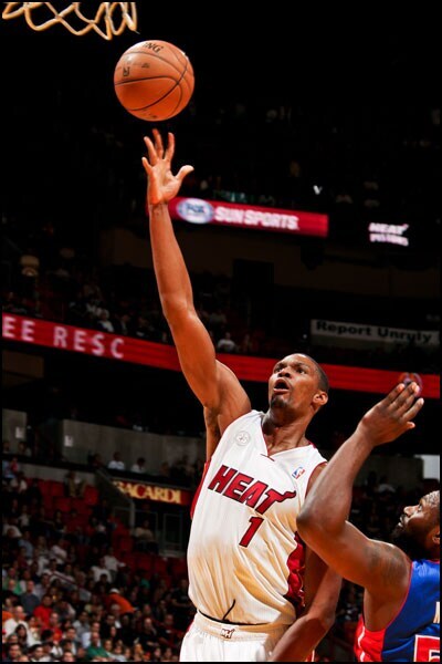 2012-13: Chris Bosh 5 Photo Gallery | NBA.com