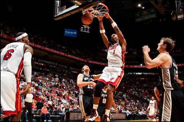 chris bosh dunk