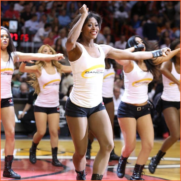 2013-14 Dancer Gallery Twenty Two Photo Gallery | NBA.com