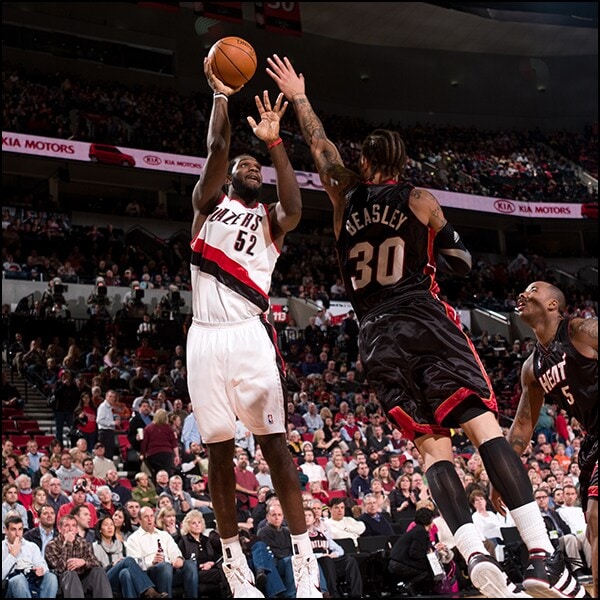 Greg Oden Dunk Heat