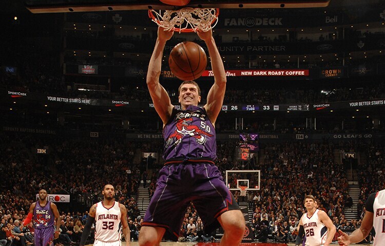 tyler hansbrough dunk