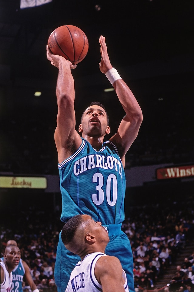 All Time Greats - Dell Curry Photo Gallery | NBA.com