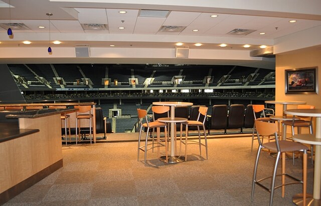 Groups - Corporate Hospitality and Suite Rentals Photo Gallery | NBA.com