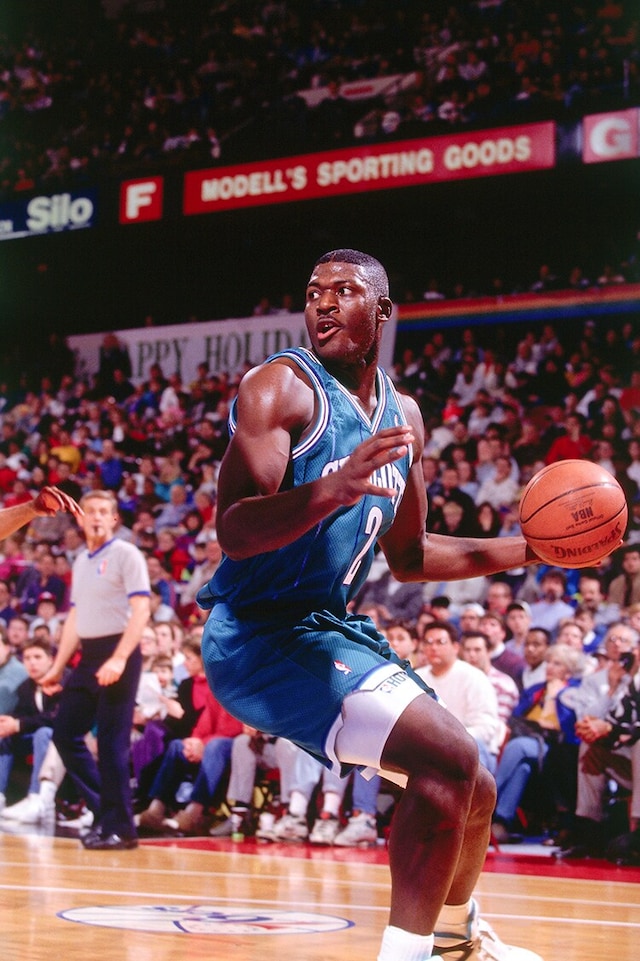 All Time Greats - Larry Johnson Photo Gallery | NBA.com