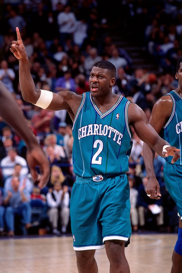 All Time Greats - Larry Johnson Photo Gallery | NBA.com