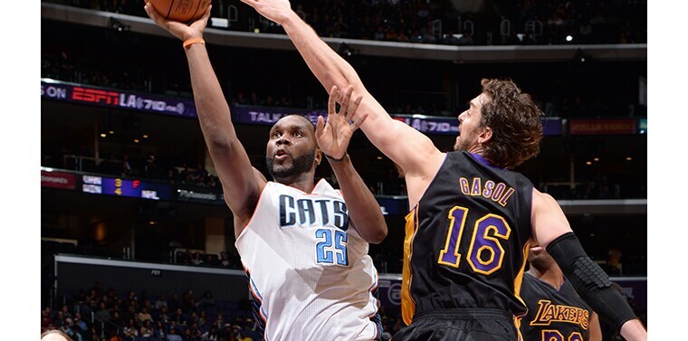 Career Night for Big Al in Win | Charlotte Hornets