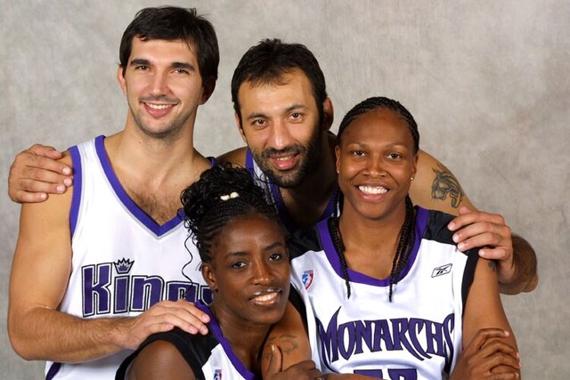 Rare Photos: Peja Stojakovic Photo Gallery | NBA.com