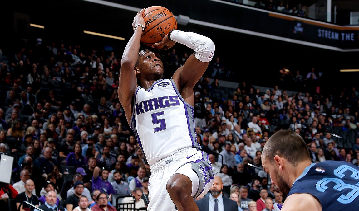 Fox Continues Sophomore Surge Against Grizz | Sacramento Kings