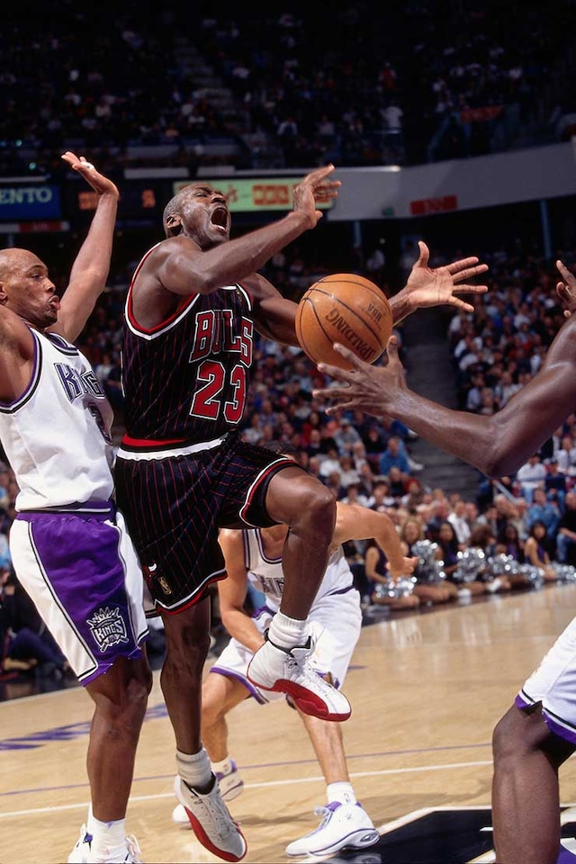 Gallery: Michael Jordan vs Kings Photo Gallery | NBA.com