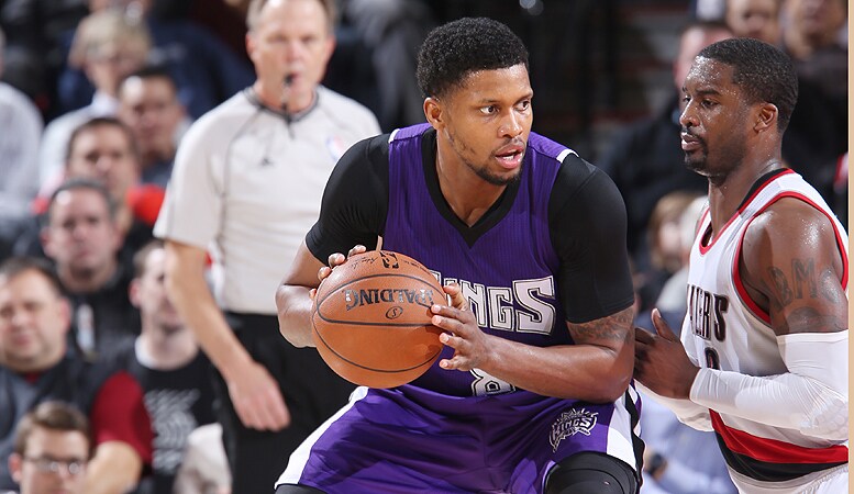 Kings Slip Late in Portland | Sacramento Kings