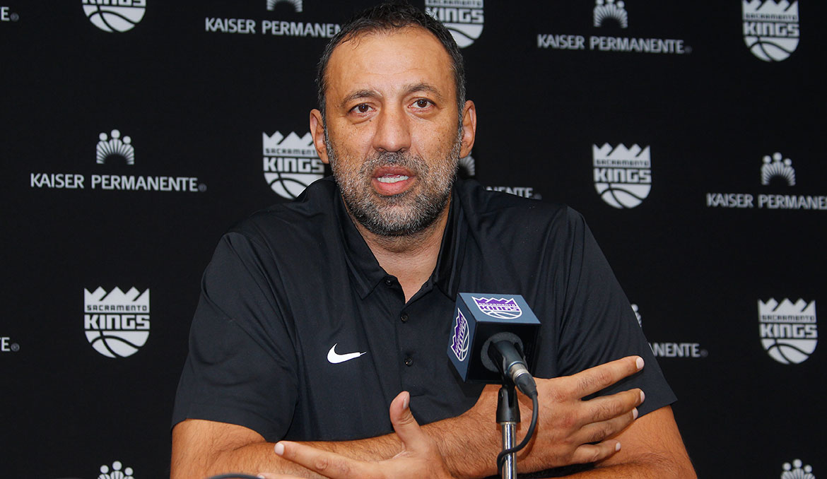 LIVE: Vlade Divac Trade Deadline Press Conference | Sacramento Kings