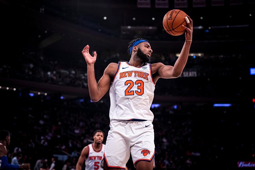 Knicks on the Court: December 17 vs. Hawks Photo Gallery | NBA.com