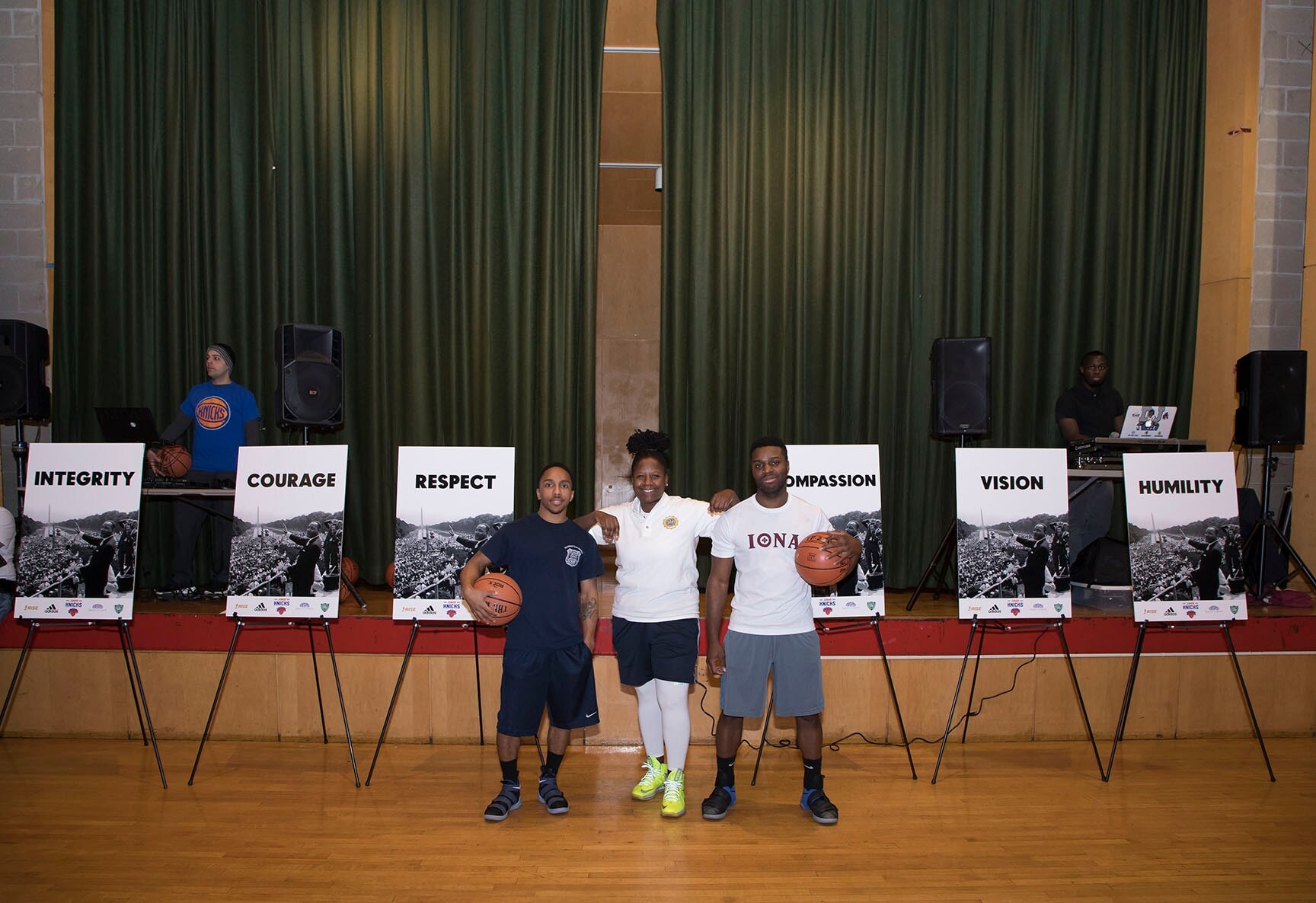 Junior Knicks: Martin Luther King Jr. Day Clinic Photo Gallery | NBA.com