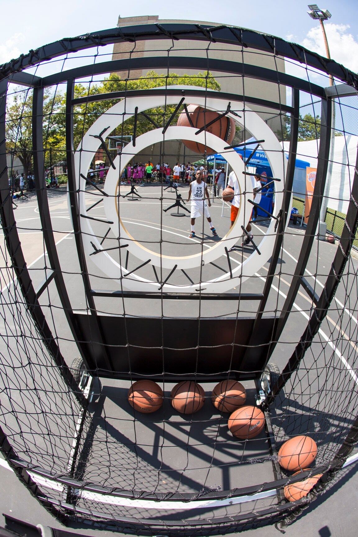 Gallery: Brand Jordan Conrad McRae Streetball Tournament | New York Knicks