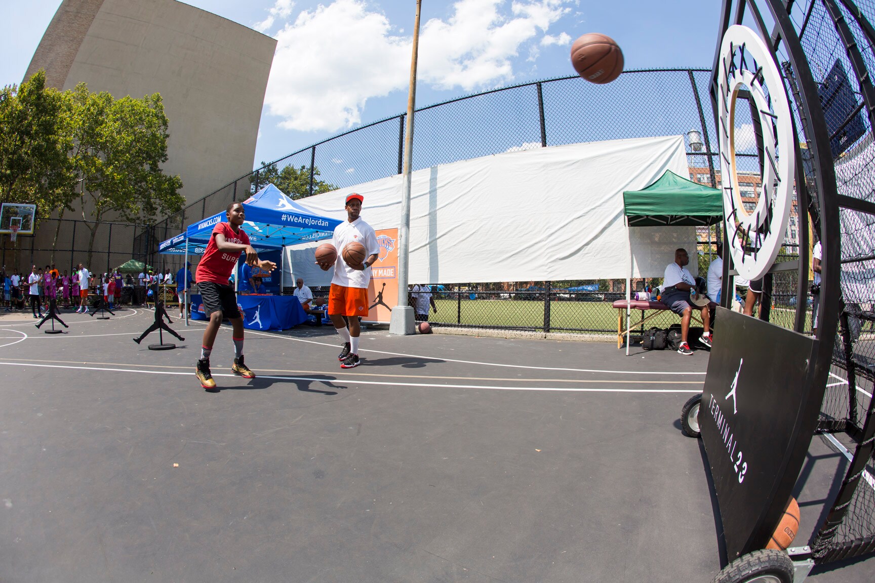 Gallery: Brand Jordan Conrad McRae Streetball Tournament | New York Knicks