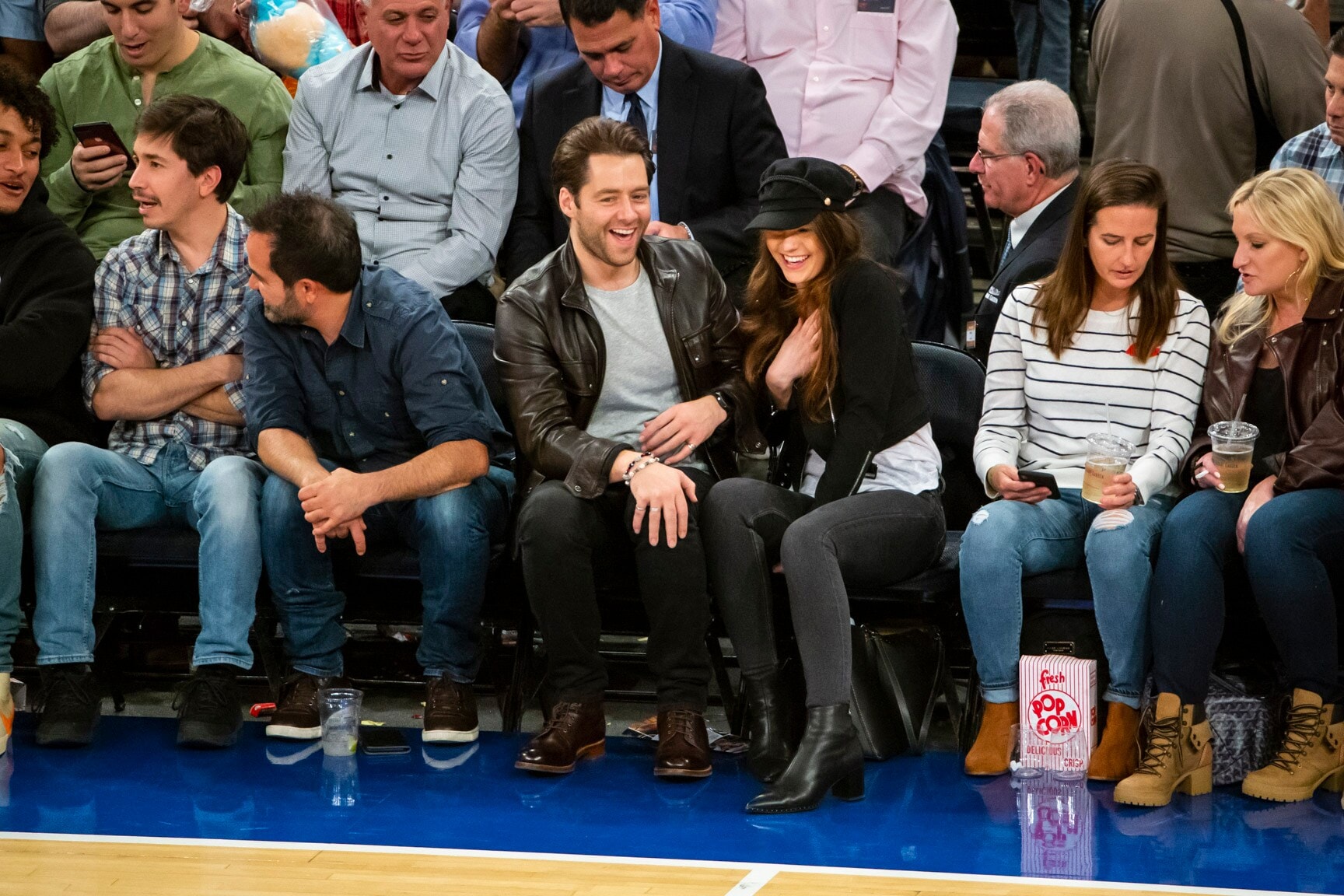 Celebrity Row: Oct 31 vs. Pacers Photo Gallery | NBA.com