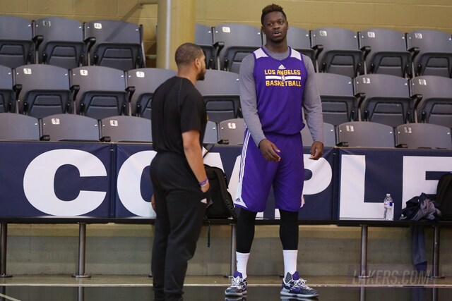 Lakers Practice in San Antonio (2/5/16) Photo Gallery | NBA.com