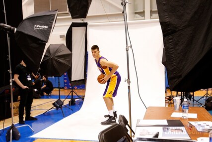 2016 Rookie Photo Shoot | Los Angeles Lakers