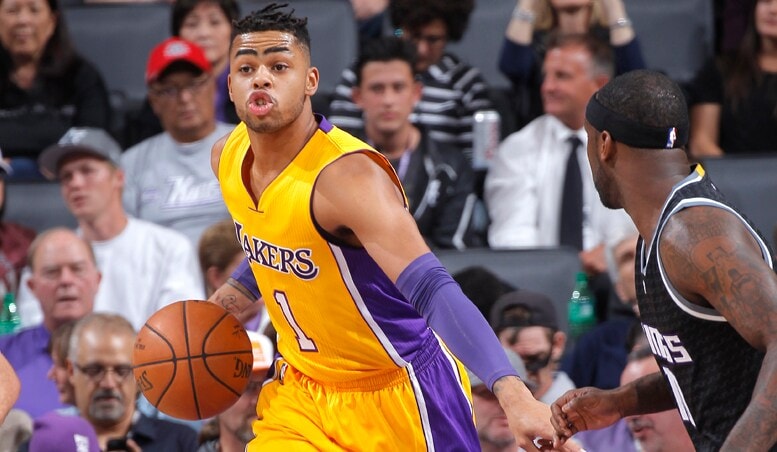 10 Things to Know: Lakers at Kings (12/12/16) | Los Angeles Lakers