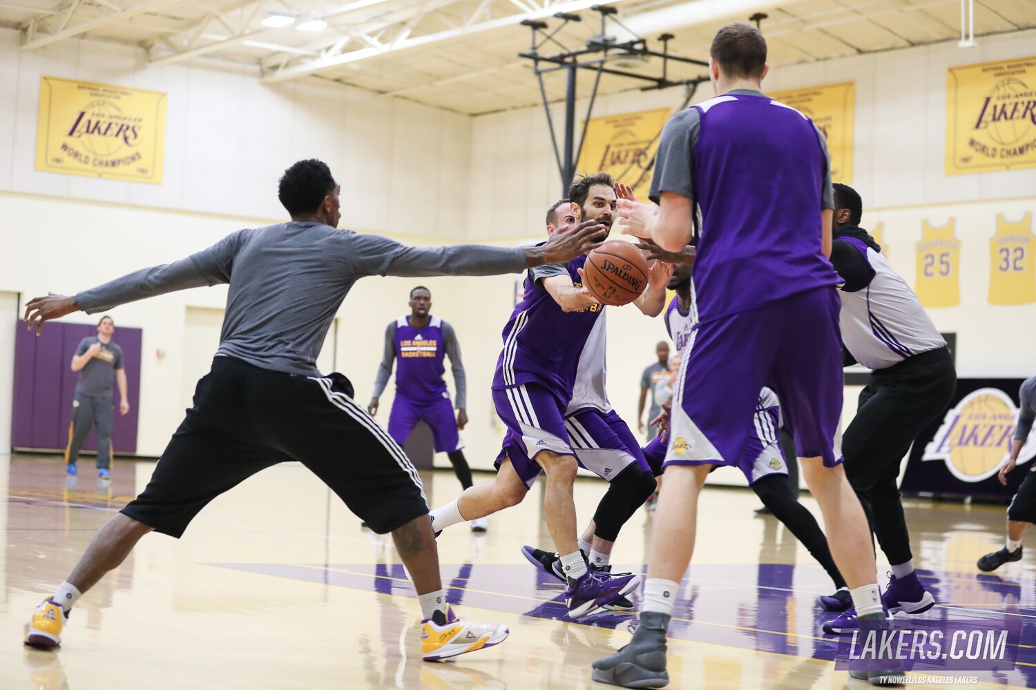 Lakers Practice (1/23/17) | Los Angeles Lakers