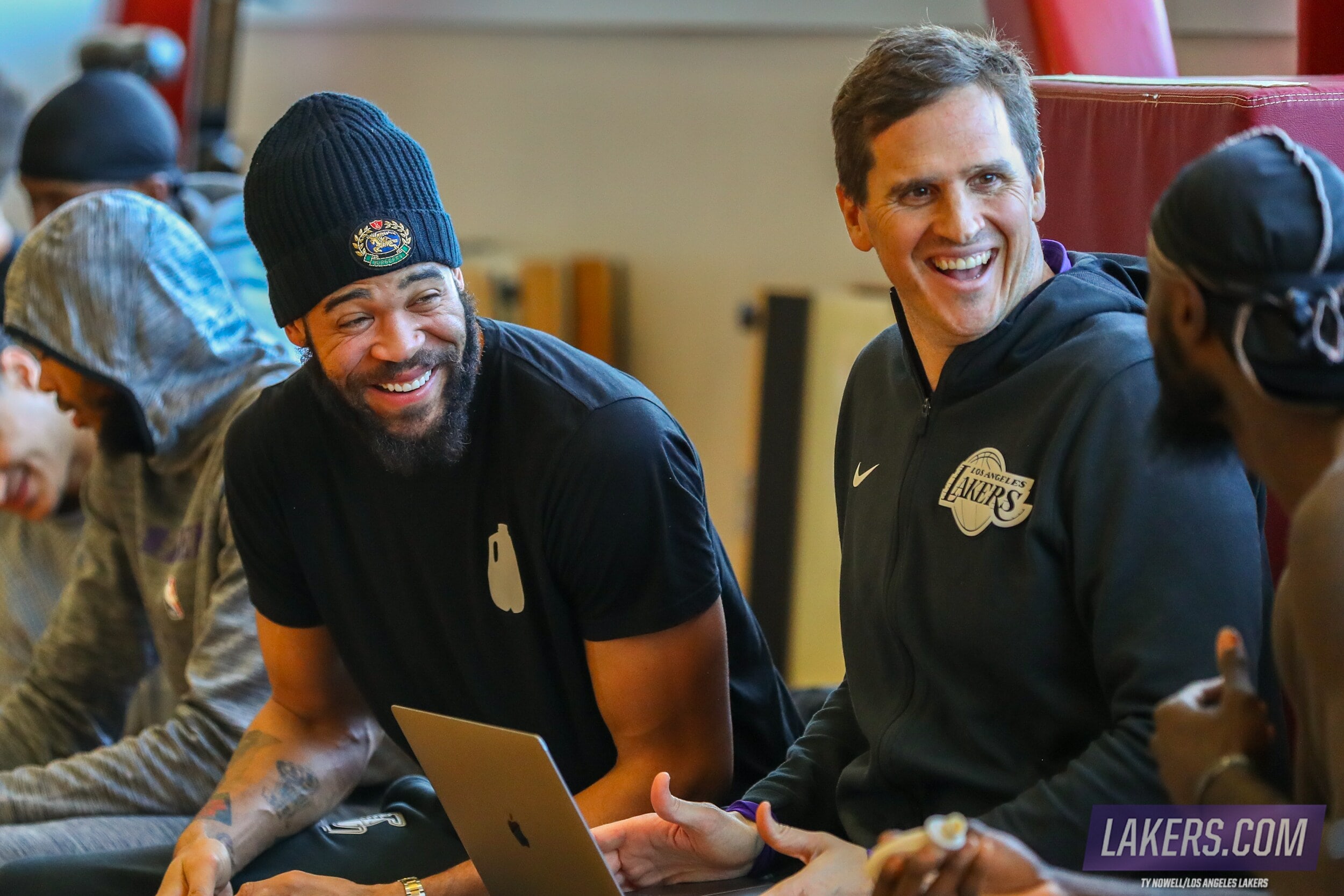 Photos: Lakers Practice in Philadelphia Photo Gallery | NBA.com