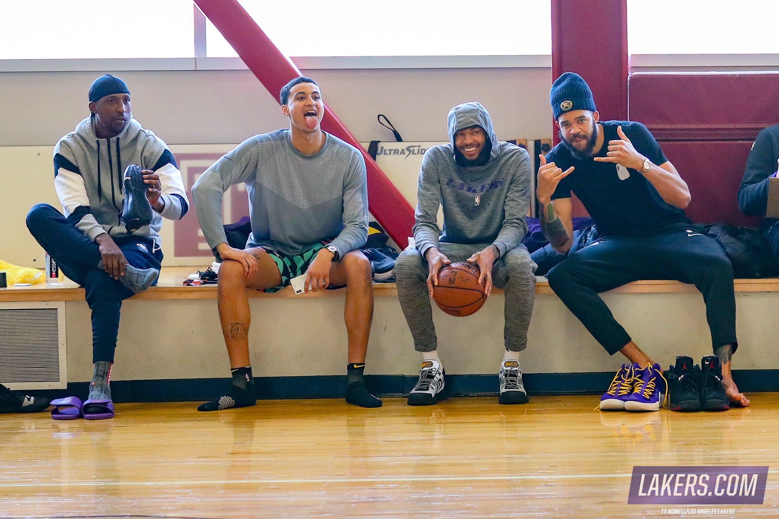 Photos: Lakers Practice in Philadelphia | Los Angeles Lakers