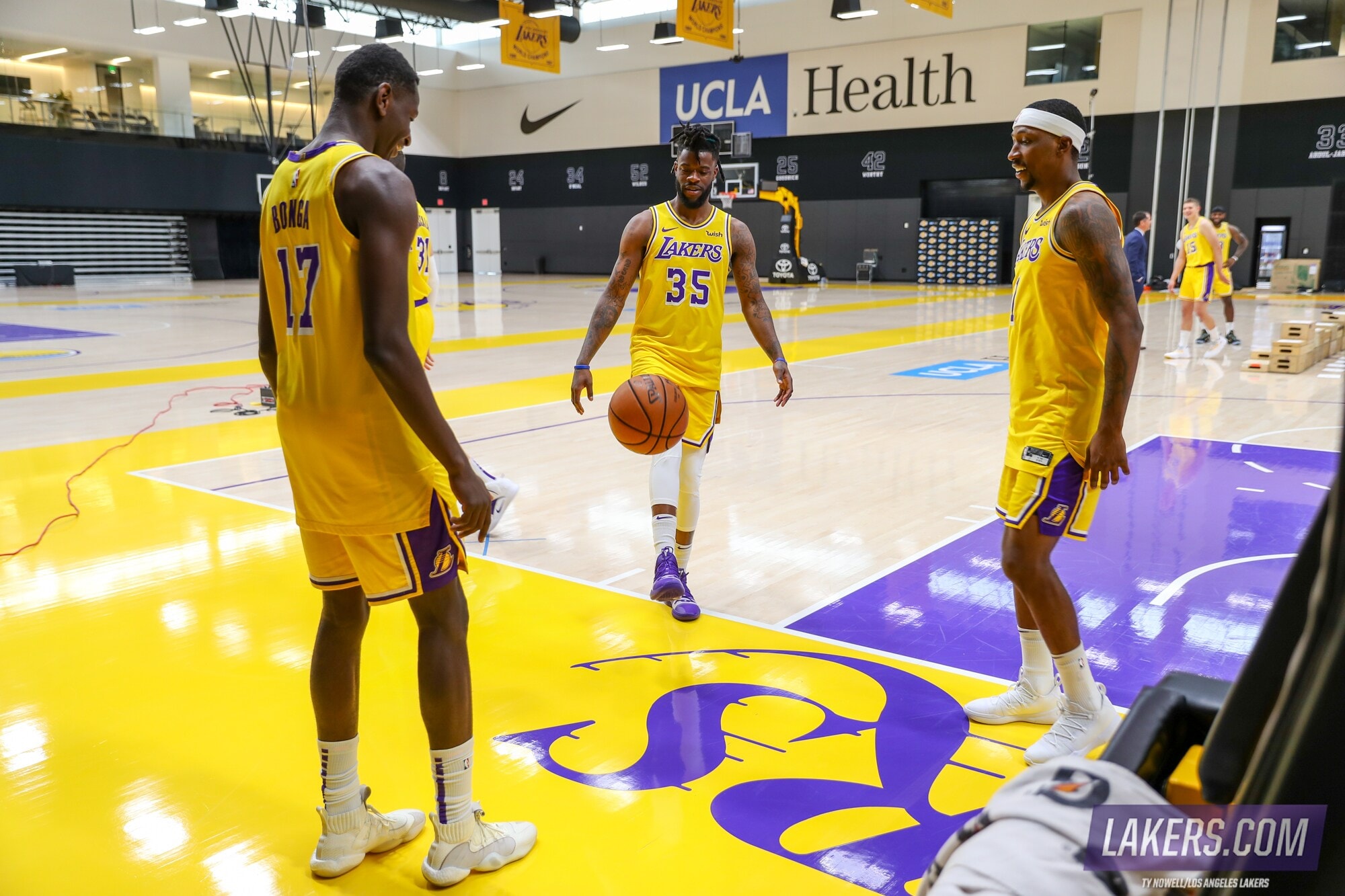 Photos: Team Photo Day Photo Gallery | NBA.com