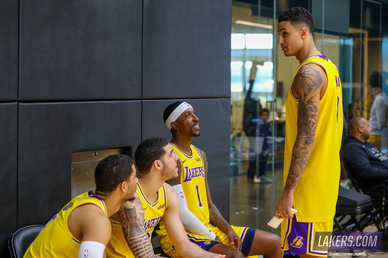 Photos: Team Photo Day | Los Angeles Lakers