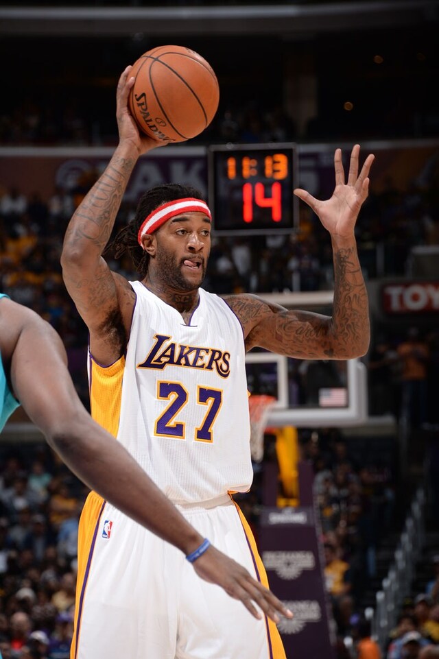 Lakers vs. Hornets 11/9/14 Photo Gallery | NBA.com