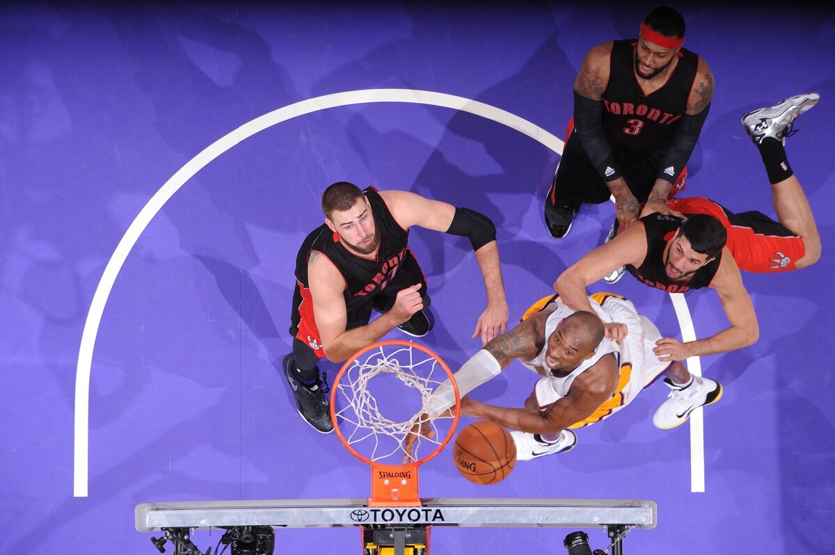 Photos: Lakers vs. Raptors (11/30/14) Photo Gallery | NBA.com