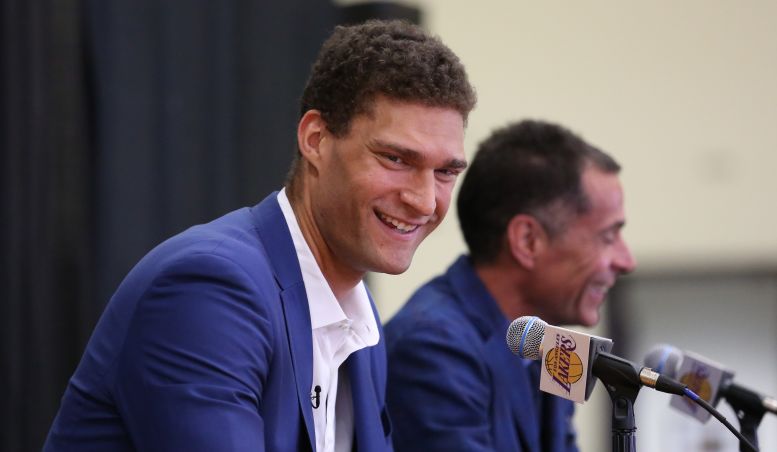Lopez llega para reforzar el sistema y la cultura de Lakers | Los ...