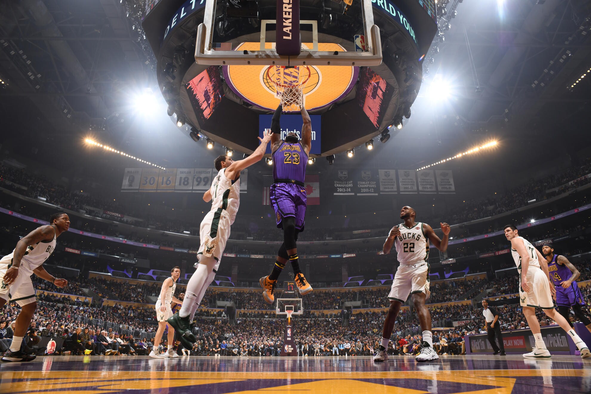 Photos: Lakers vs Bucks (03/01/19) Photo Gallery | NBA.com