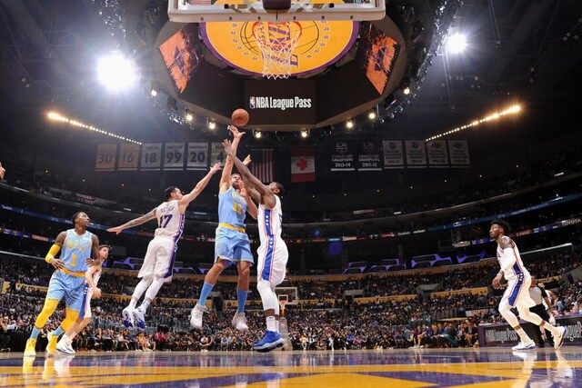 Photos: Lakers vs. 76ers (11/15/17) Photo Gallery | NBA.com