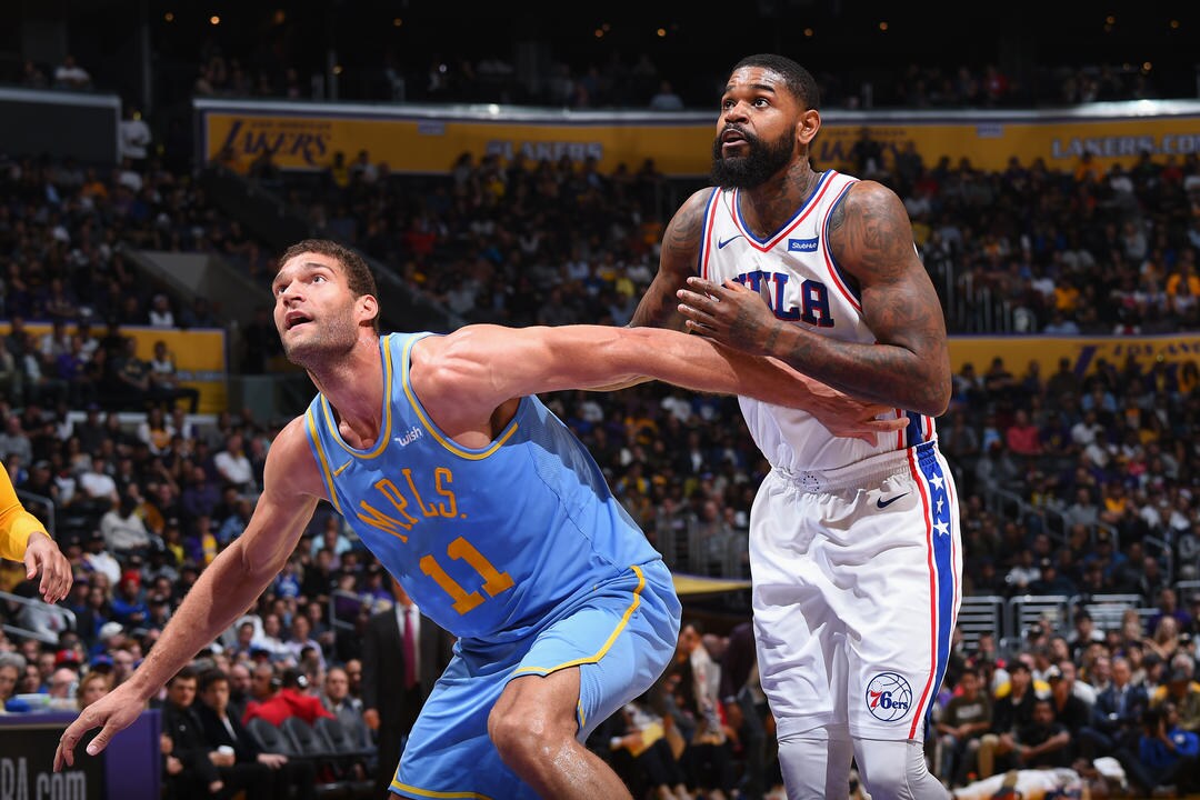 Photos: Lakers vs. 76ers (11/15/17) Photo Gallery | NBA.com