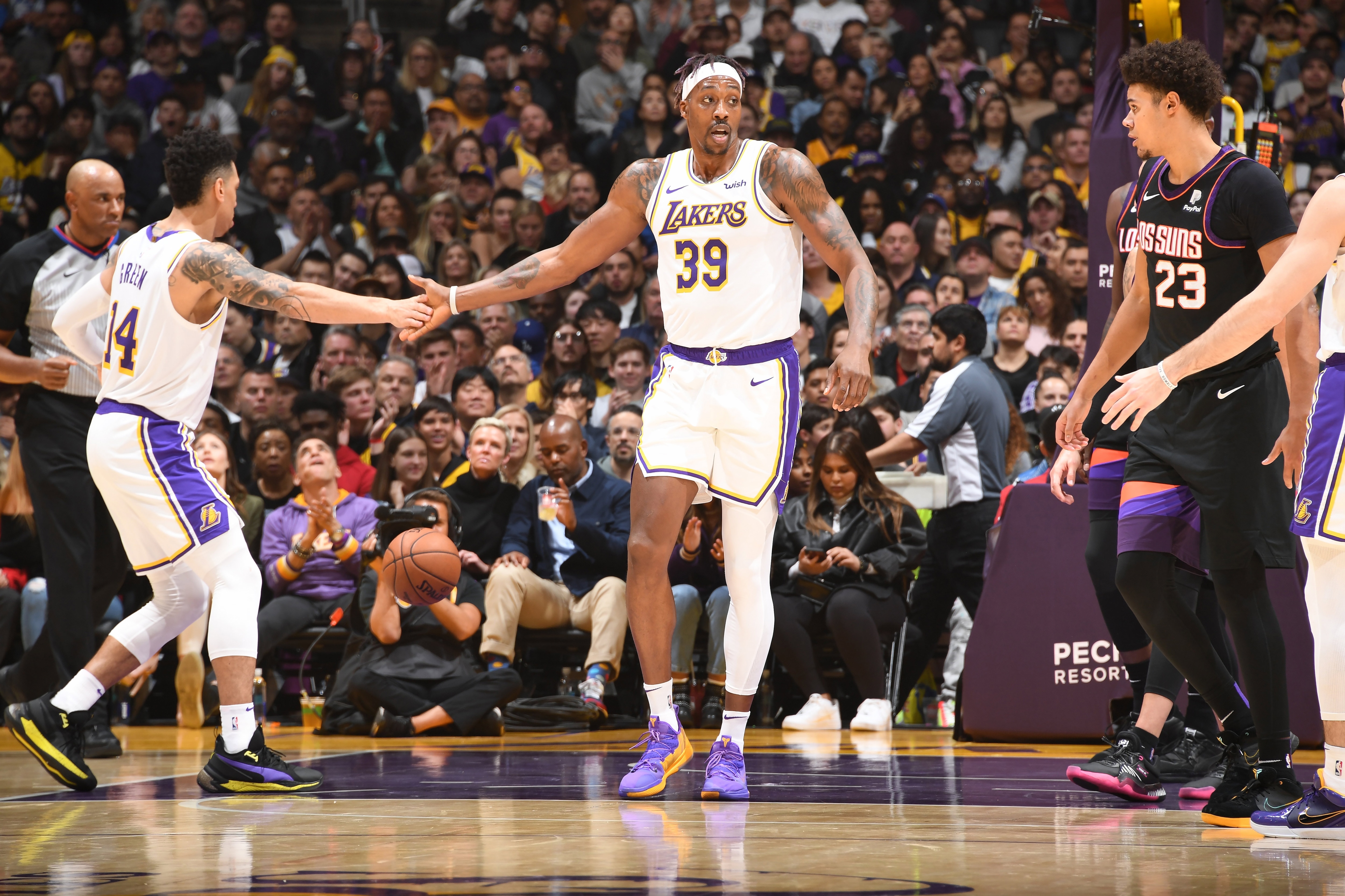 Photos: Lakers vs Suns (01/01/2020) Photo Gallery | NBA.com