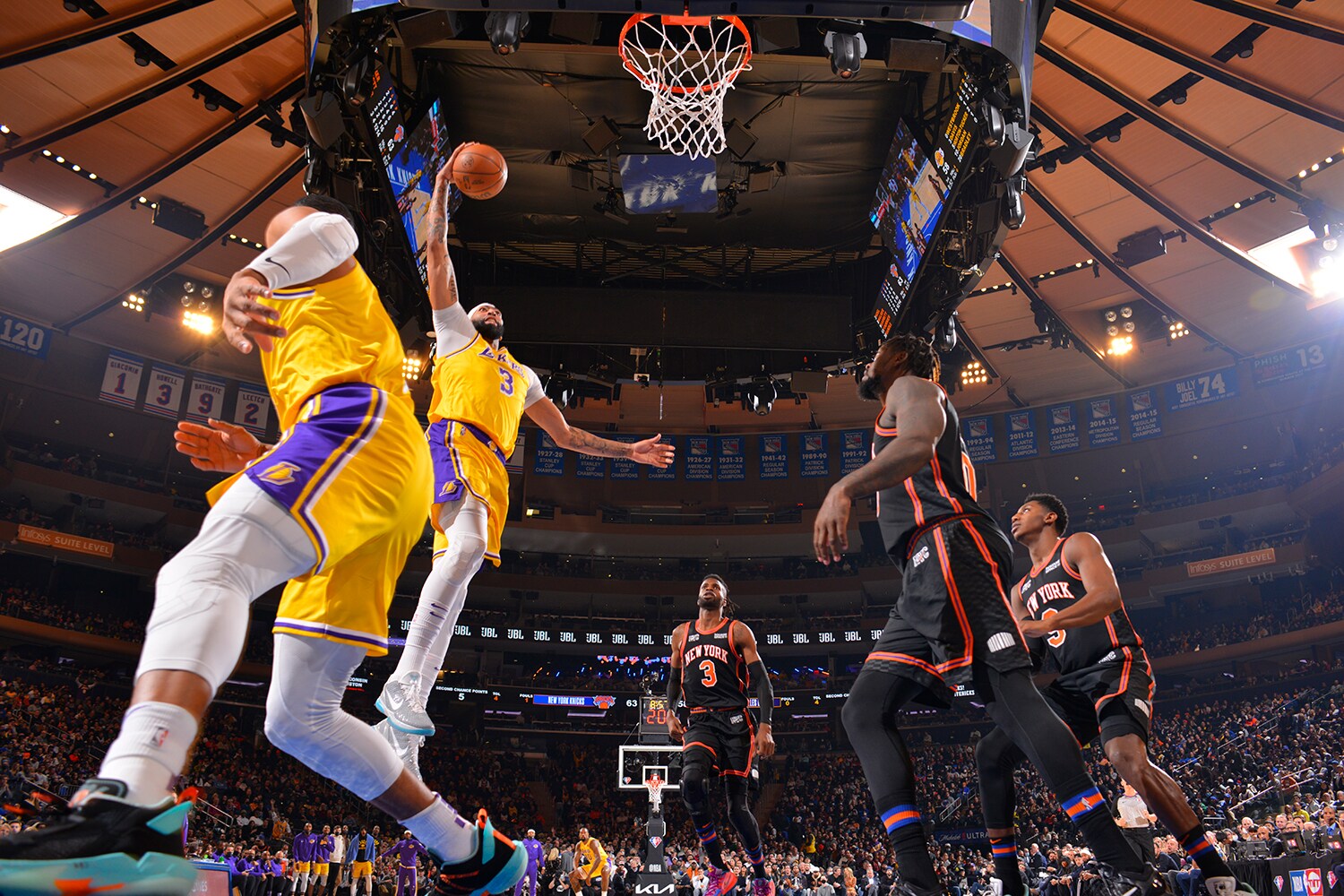 Photos: Lakers vs. Knicks (11/23/21) Photo Gallery | NBA.com