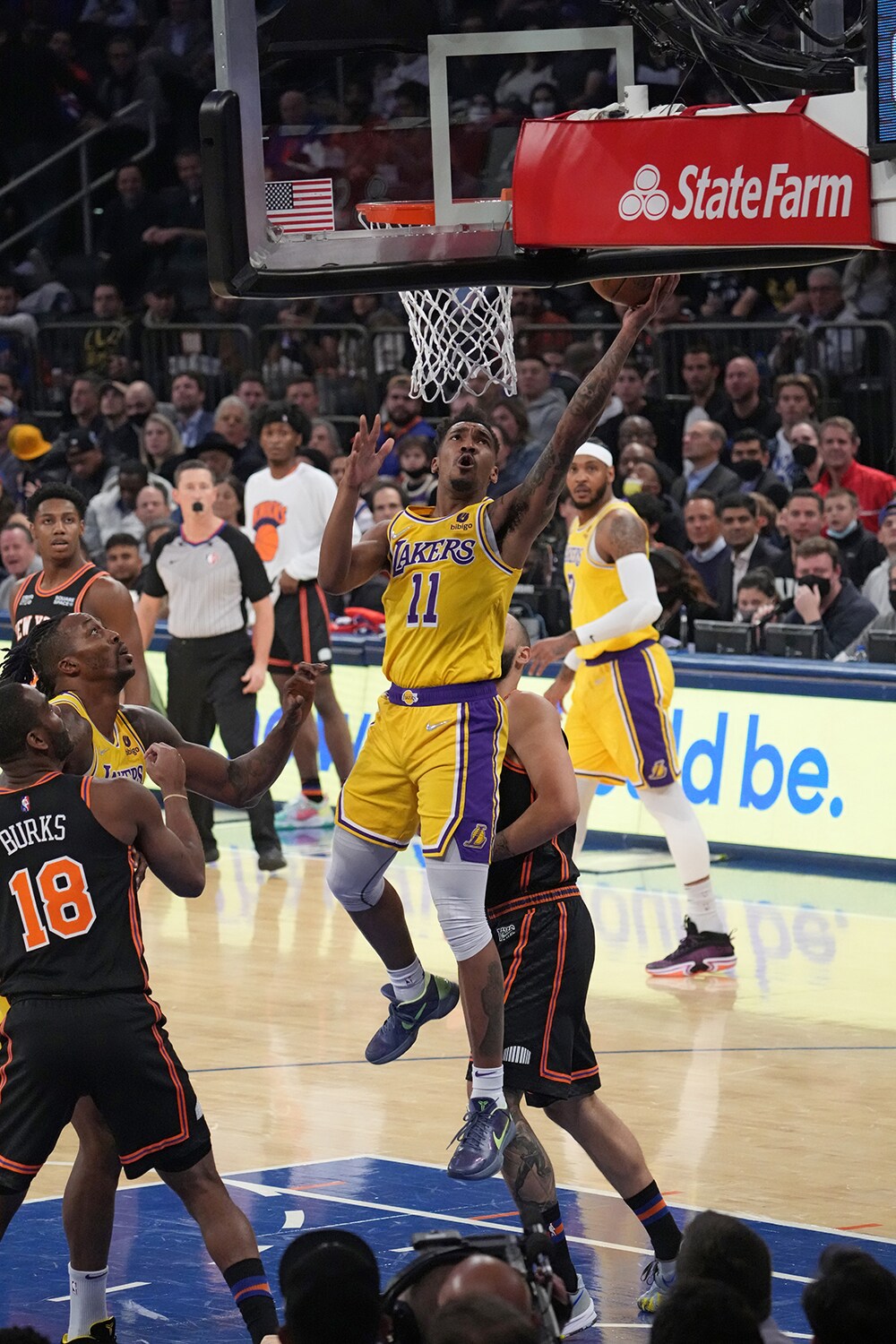 Photos: Lakers vs. Knicks (11/23/21) Photo Gallery | NBA.com
