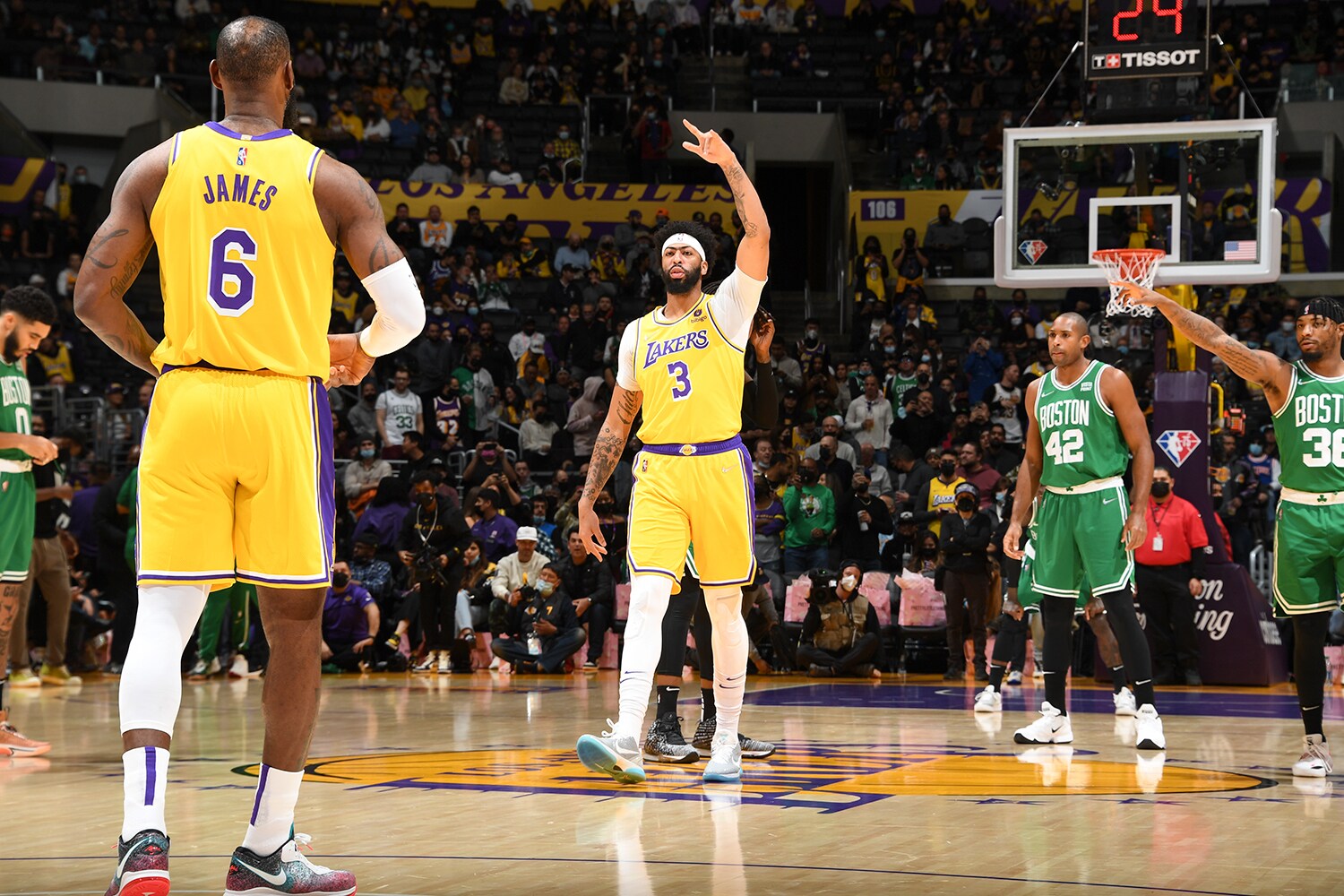 Photos: Lakers vs Celtics (12/7/21) Photo Gallery | NBA.com